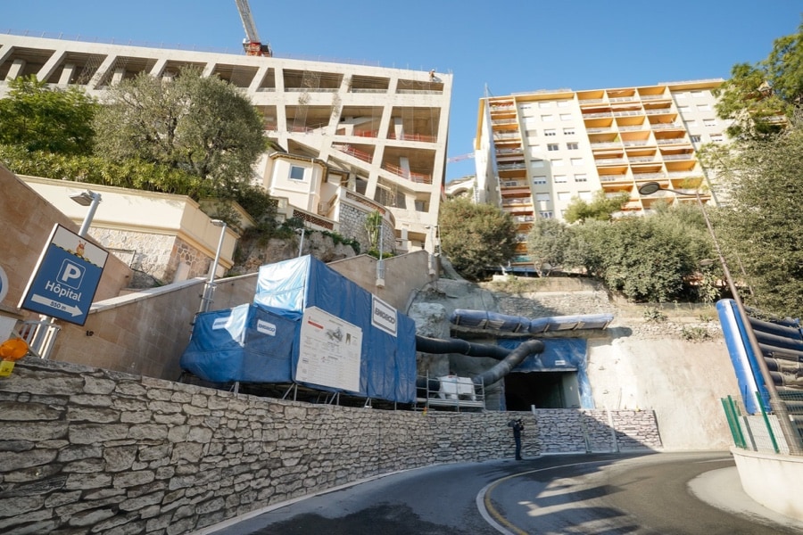 Galerie des salines : du Jardin exotique à Fontvieille à pied